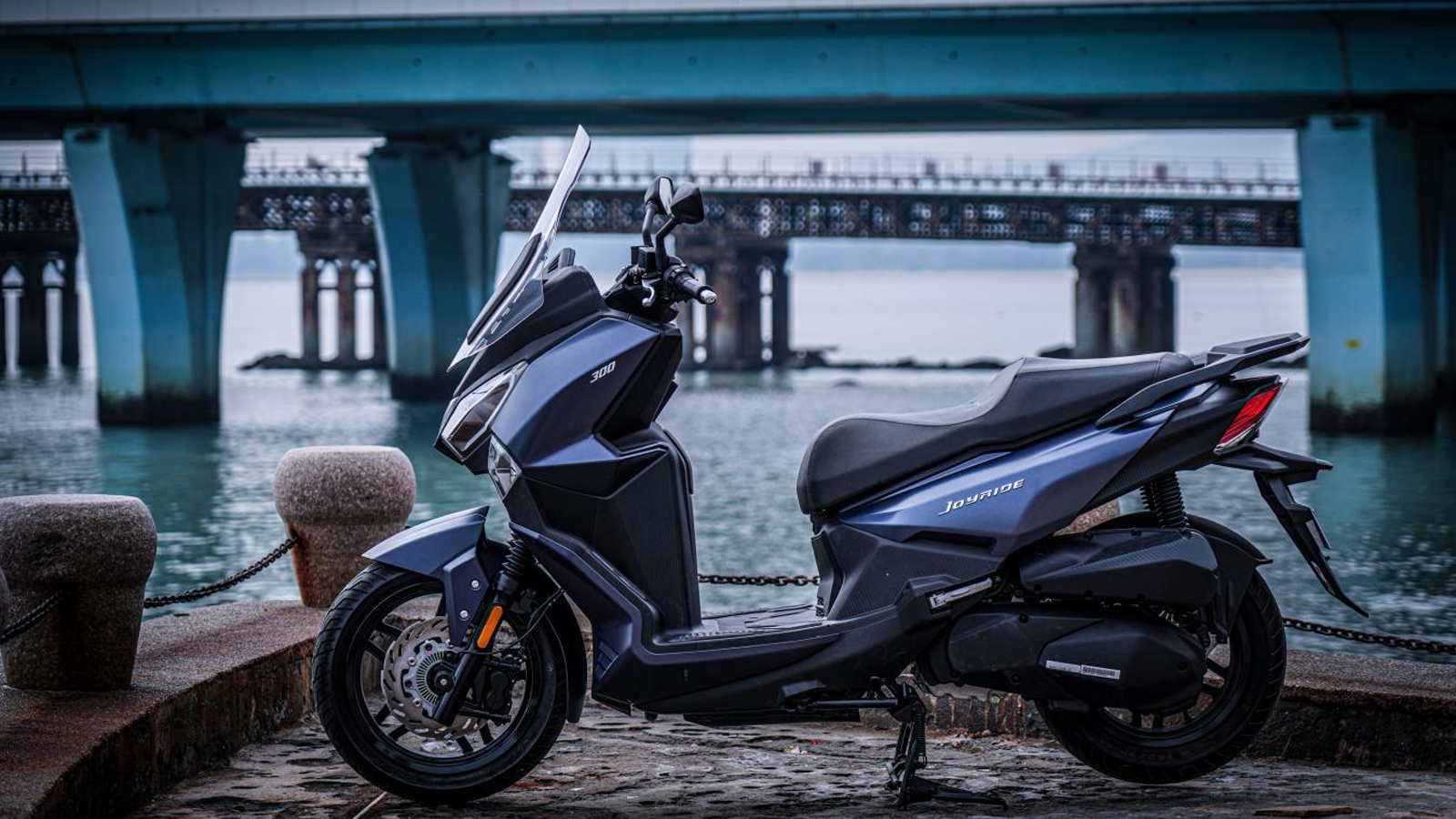 Sym Joyride 300: Το μοναδικό GT scooter με 16αρη τροχό - sym joyride 300